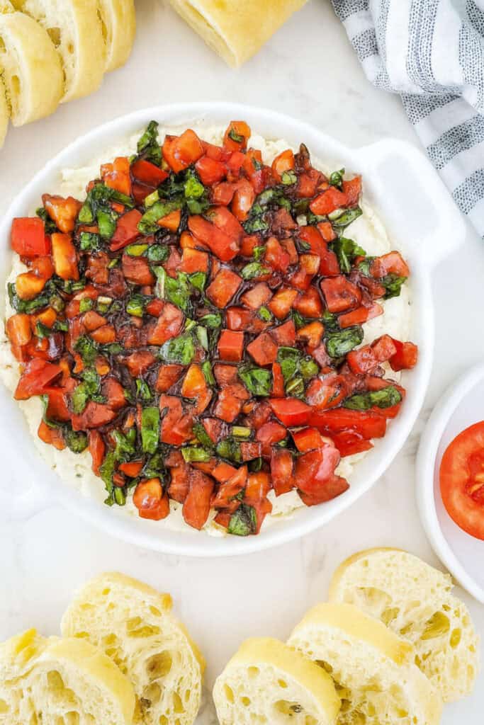Sensational Summer Dips & Appetizers for a Poolside Bash
