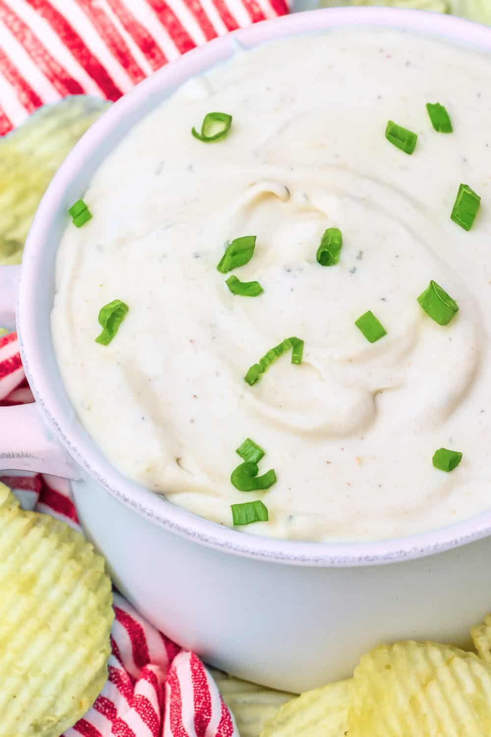 Sensational Summer Dips & Appetizers for a Poolside Bash