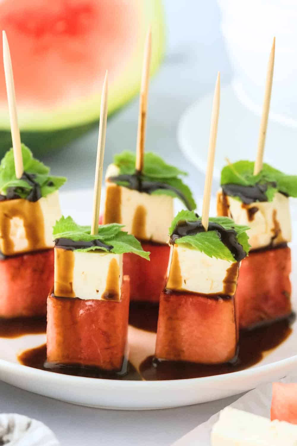 Sensational Summer Dips & Appetizers for a Poolside Bash