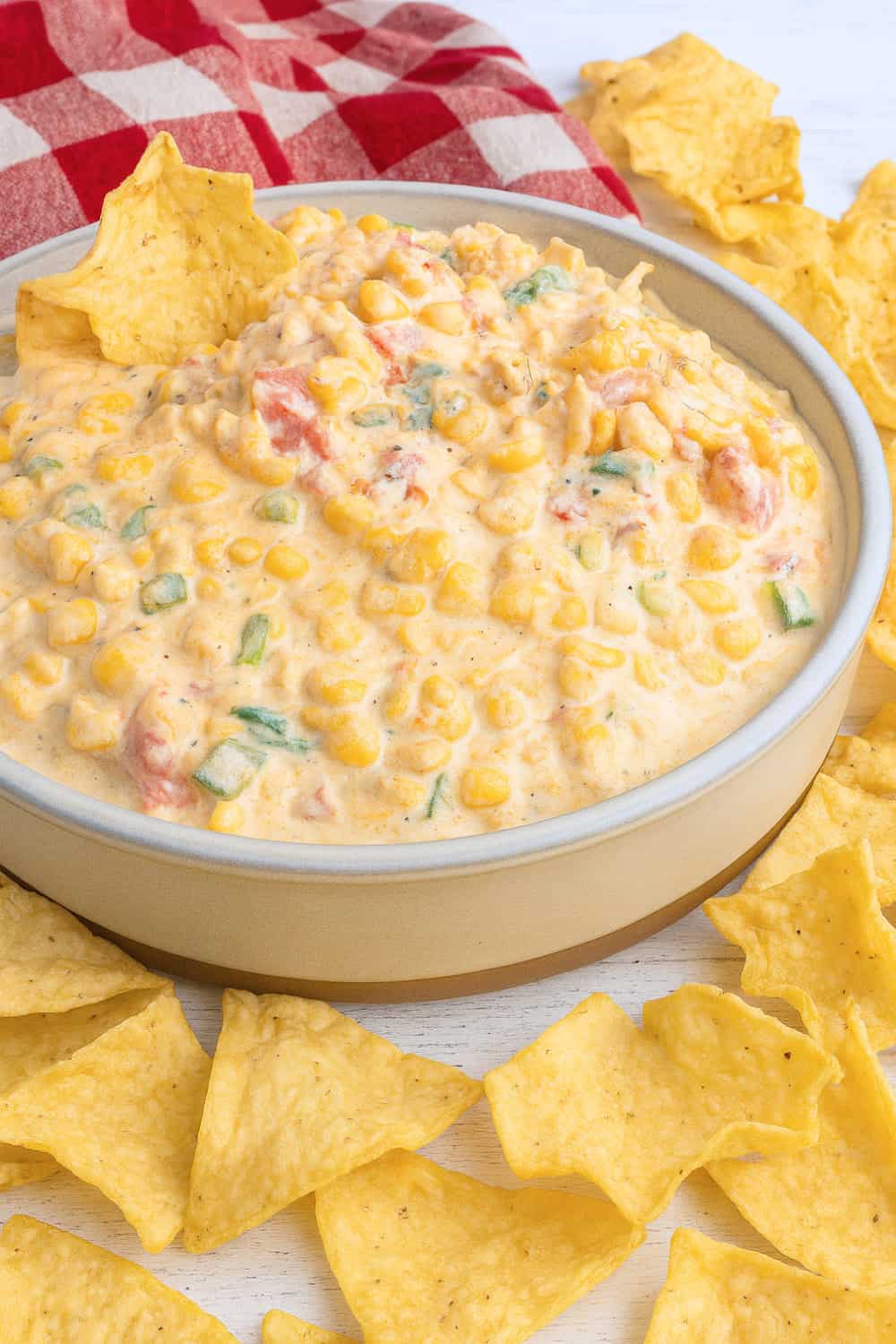 Sensational Summer Dips & Appetizers for a Poolside Bash