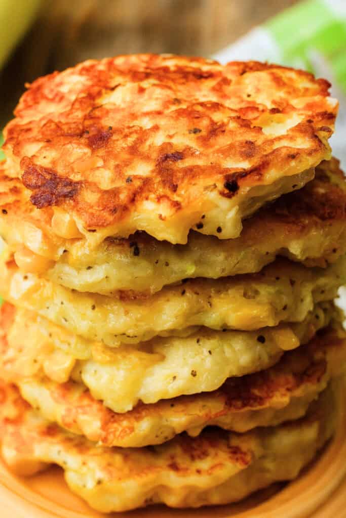 Sensational Summer Dips & Appetizers for a Poolside Bash