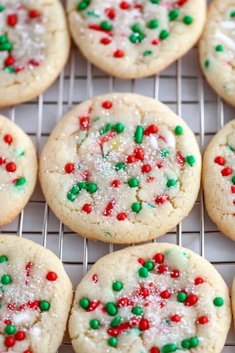 25 Festive Christmas Cookies Recipes to Make This Season