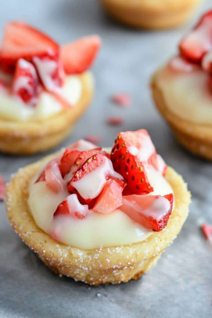 White Chocolate Strawberry Sugar Cookie Cups