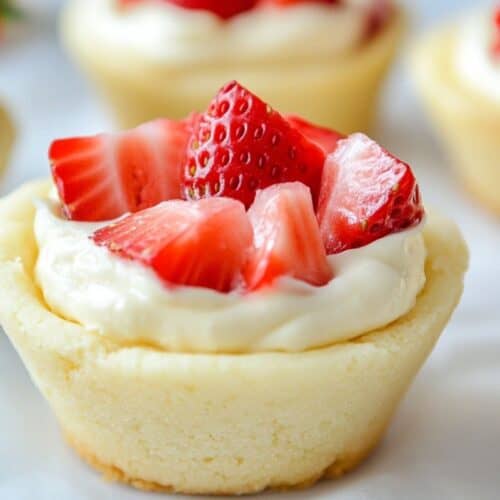 White Chocolate Strawberry Sugar Cookie Cups